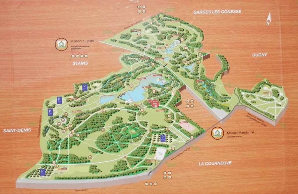 Le parc de la Courneuve, très sympa en famille, avec des enfants
