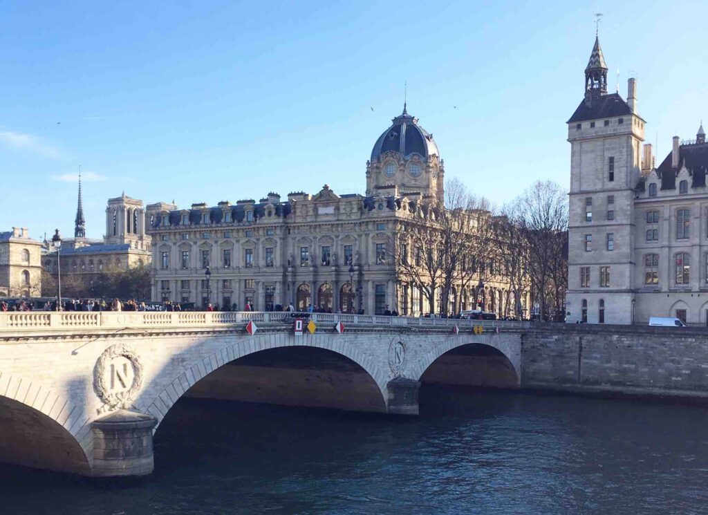 Les ponts de Paris en image