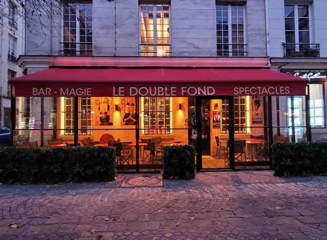 Double Fond : un café théatre de magie, un lieu mythique à Paris